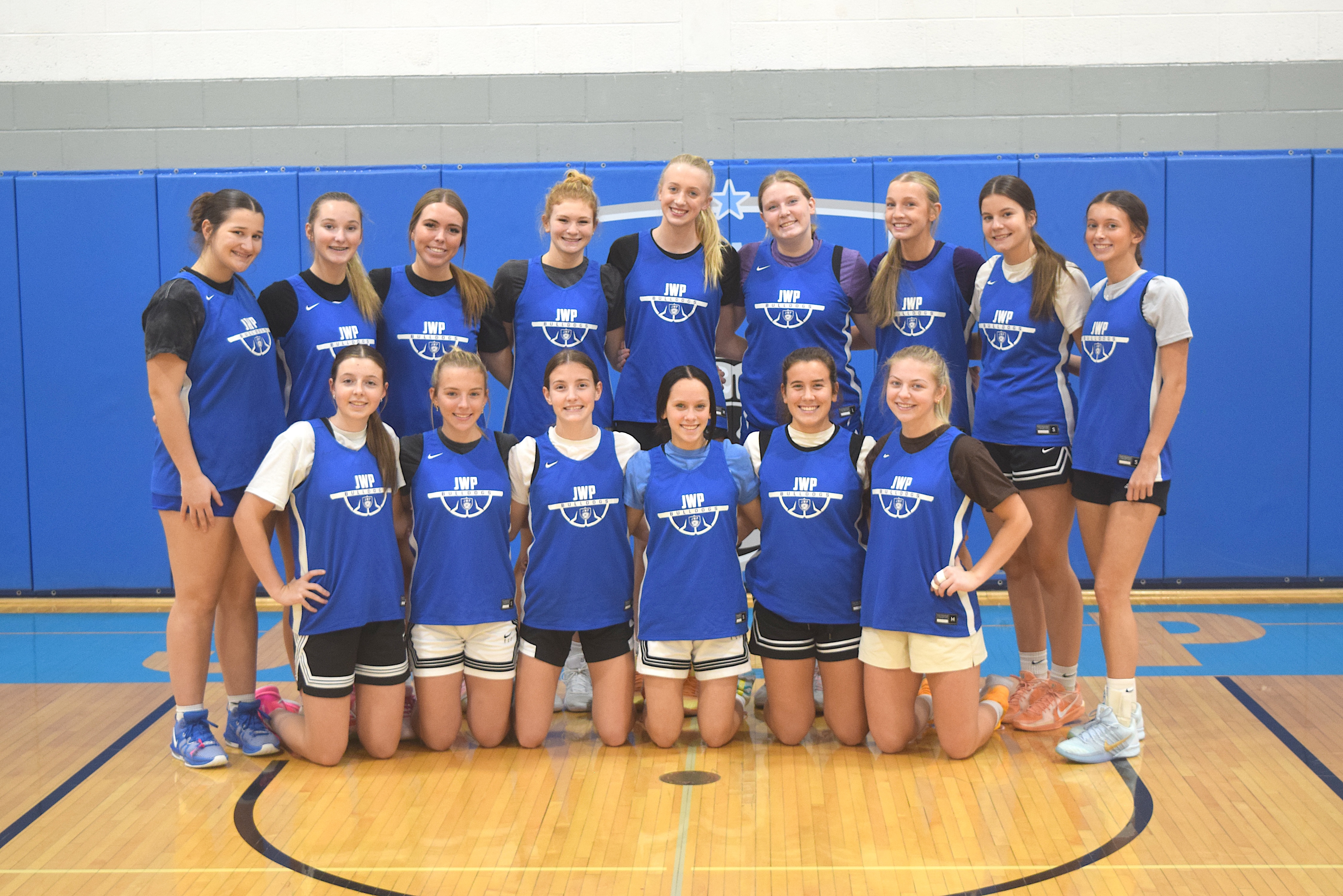 Lady Dawgs Confident as 2025-2026 Season Starts – Janesville Journal